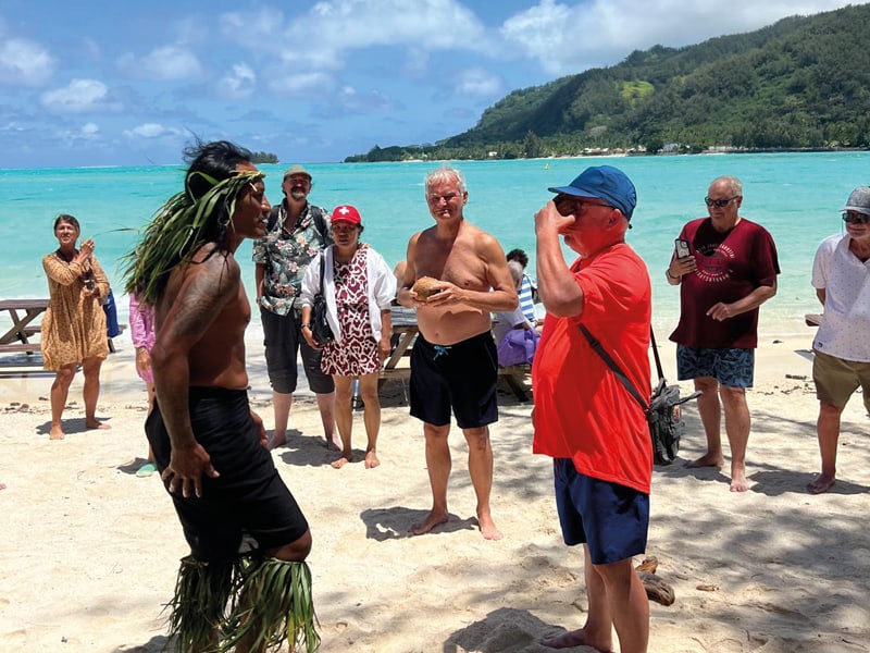 In 43 Tagen um die Welt mit Andrea Rainer | car-tours.ch